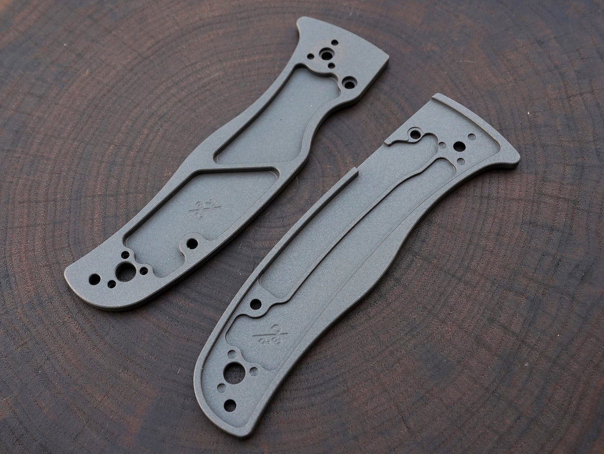 Titanium Critter Scales for Spyderco Bodacious – Rockscale Design